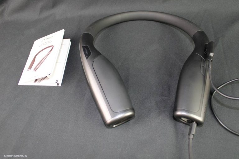 ZyberVR Quick-Charge Neck Power Bank With Swappable Battery - Review ...